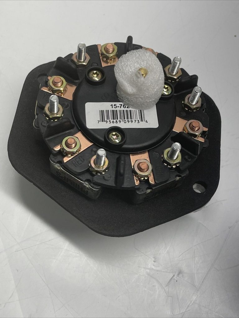 Phillips SAE J560 Wiring Connector Socket 15-762