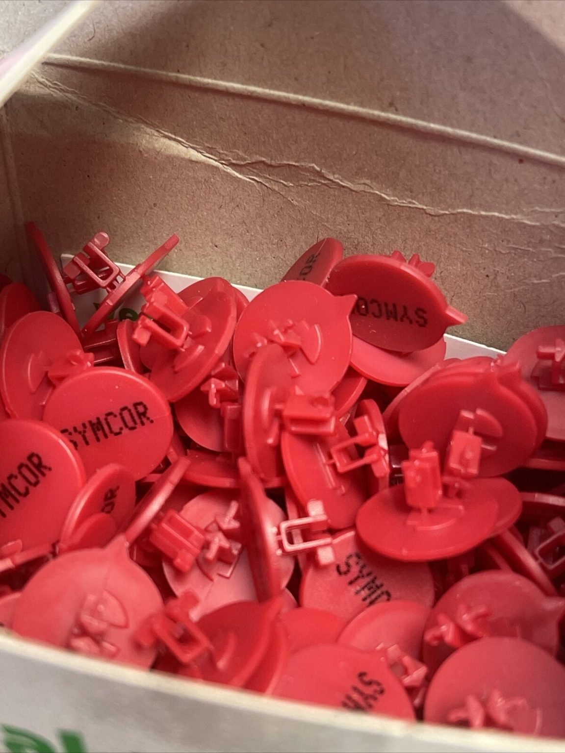 GENUINE Versapak BUTTONP_WHS Plain Button Seal (Pack of 500), RED