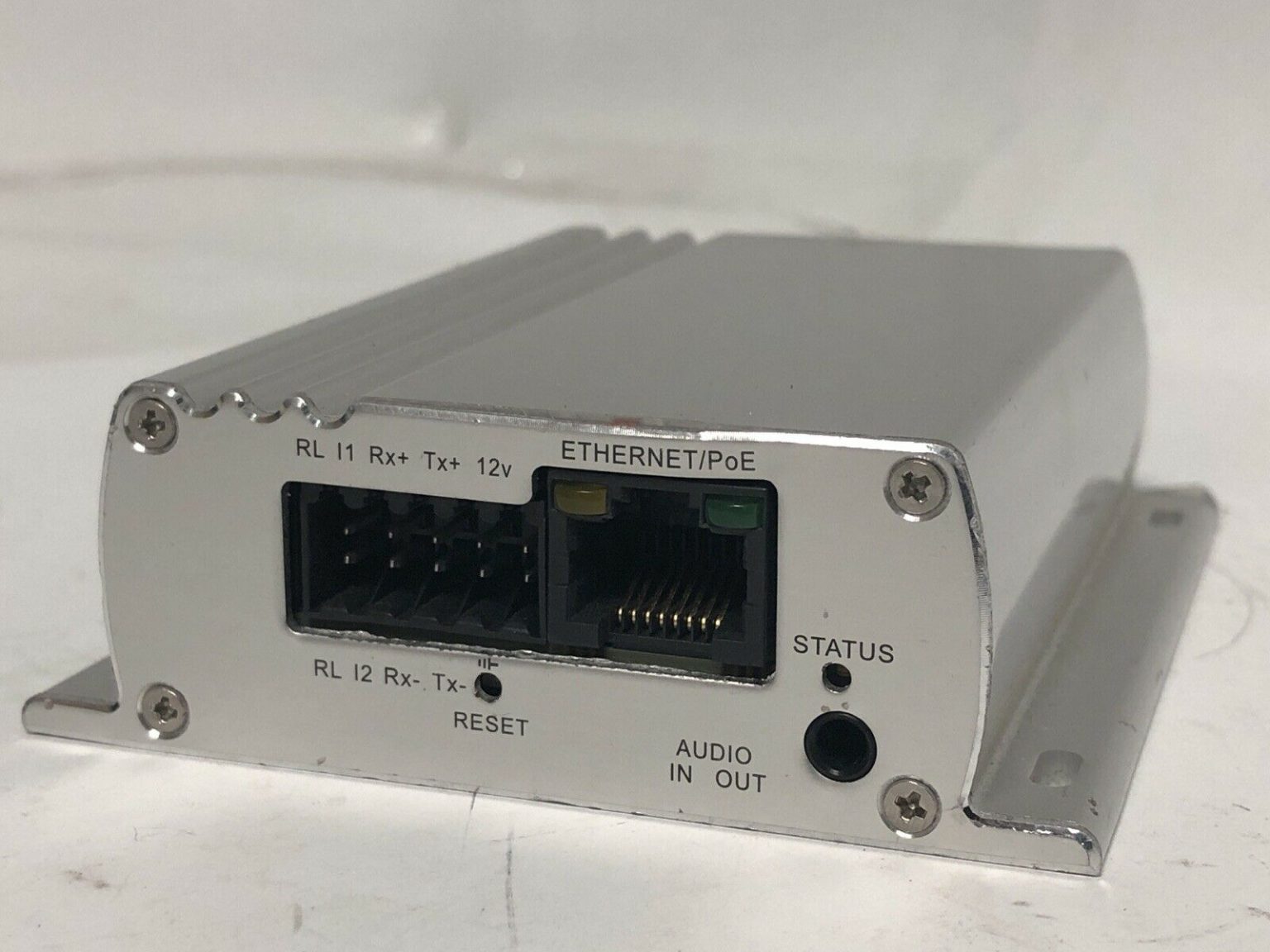 IONODES ION-R100 -High definition H.264 quad video decoder with PoE ...