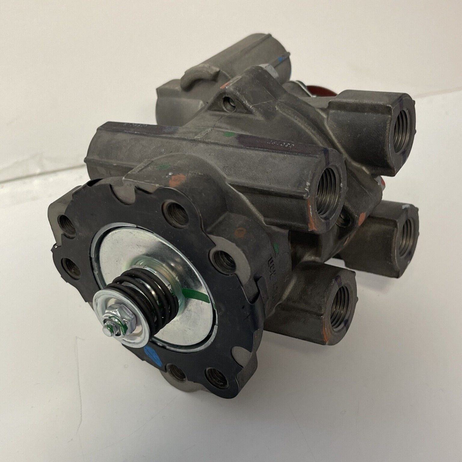 GENUINE BENDIX 800629 E-8P Foot Valve