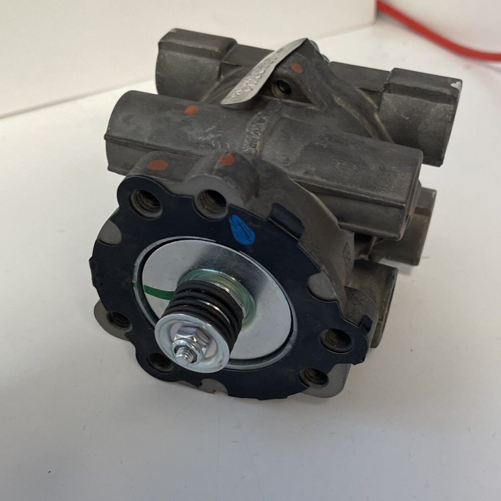 GENUINE BENDIX 800629 E-8P Foot Valve