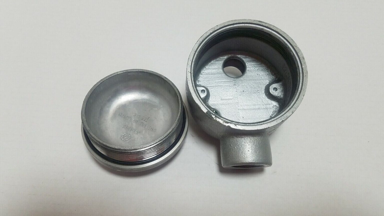 T&B® GUAB26-TB Explosionproof Conduit Outlet Box With Internal ...