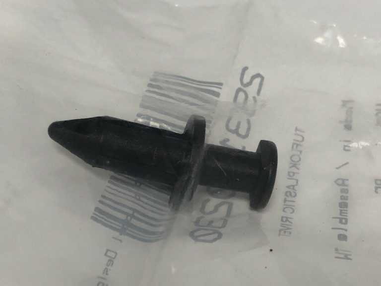 Outlander Maverick Renegade Tuflok Plastic Body Rivets (42/pack) 293150230