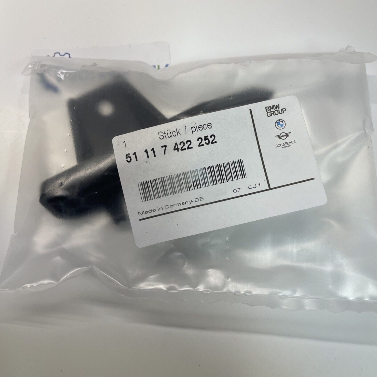 BMW 51117422252 - guide bumper bottom right