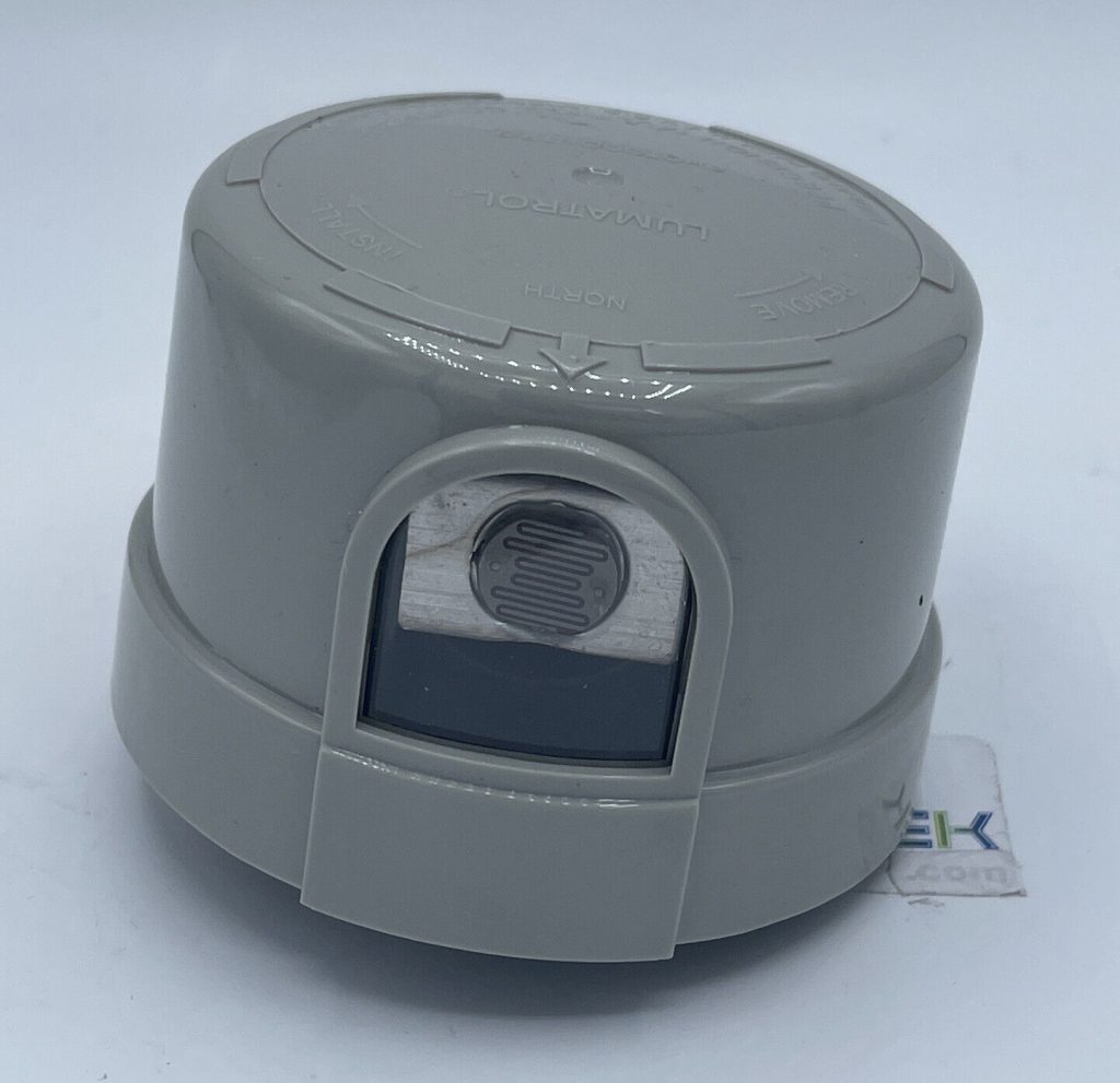 Precision P2275 LED Compatible Twist-To-Lock Light Control Photocell - 120V