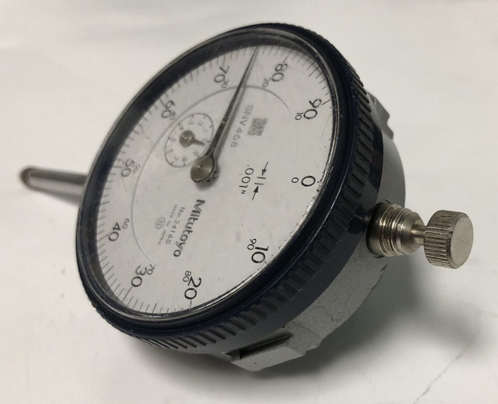 Mitutoyo 2416S Dial Indicator 0-1" Range, 0-100 Reading Dial, Lug Back - used